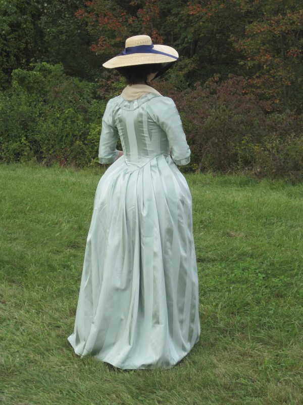 Project Journal: 1780s Ensemble – The Quintessential Clothes Pen