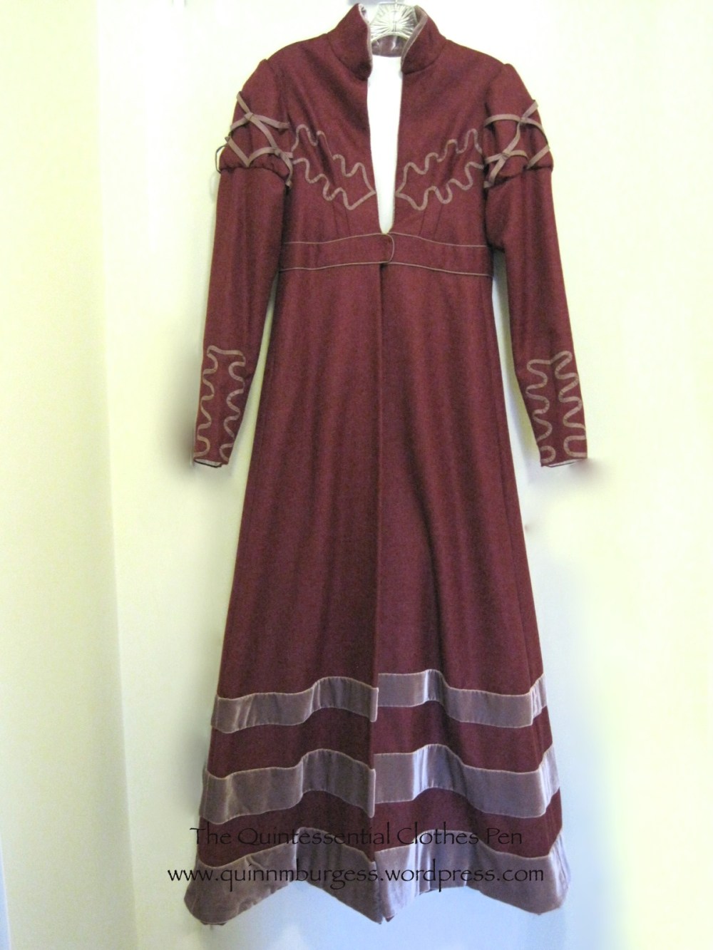 HSF #20: Finally Finished 1822 Walking Dress – The Quintessential ...