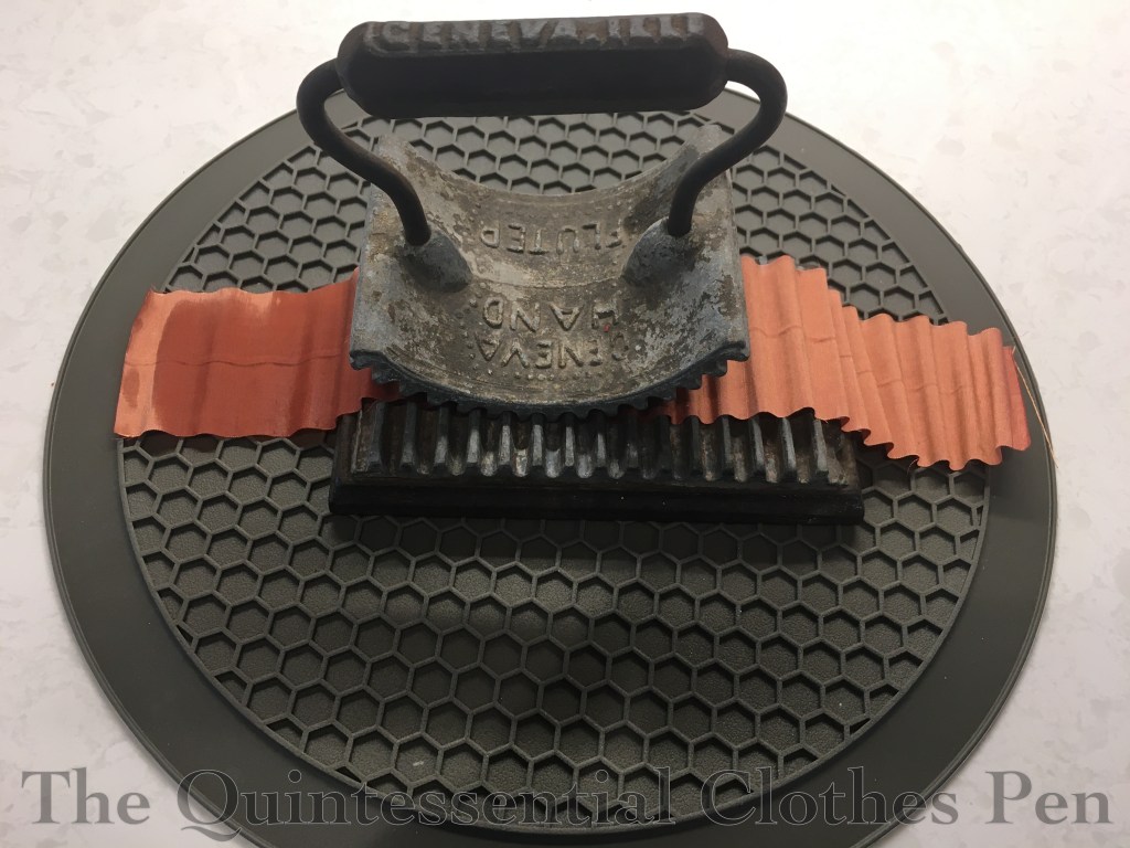 A Practical Experiment: How To Use A Fluting Iron – The Quintessential ...